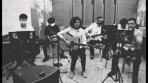 បំពេរស្នេហ៍ និពន្ធបទភ្លេង និងទំនុកច្រៀងដោយ ចាន់ យុណារ៉ា ច្រៀងដោយ ឌៀប សិដ្ឋសុធា Youtube