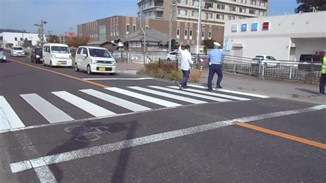 【交通安全運動キャンペーン 相生署】9月26日（月）相生市内において交通安全キャンペーンを実施するとともに、横断歩道渡り方の実践指導を実施し