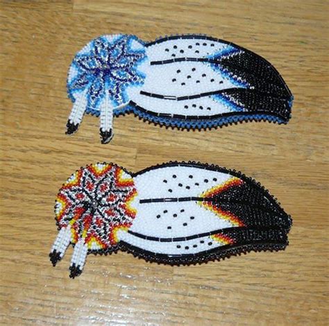 37 Beadwork Feathers Ideas Bead Work Beadwork Patterns Beading