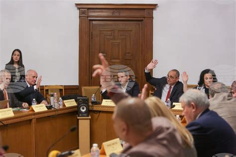 Забрана за продажба на райски газ в заведения прие на първо четене