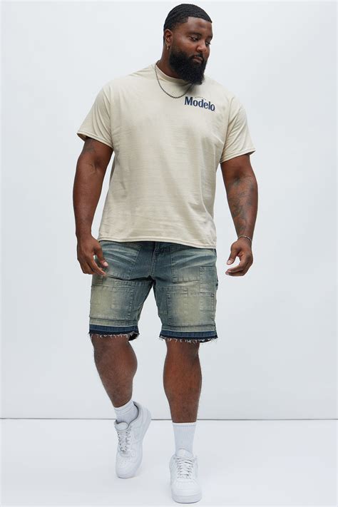 Modelo Rodeo Short Sleeve Tee Sand Fashion Nova