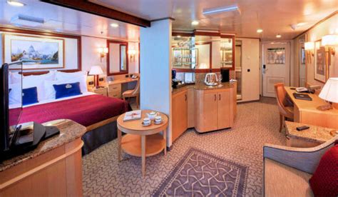 Cunard Queen Elizabeth Cruise And Ship Review Forever Karen