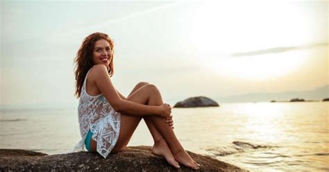 5 Tips Για Να Προστατεύσετε Τα Μαλλιά Σας Από Τον Ήλιο