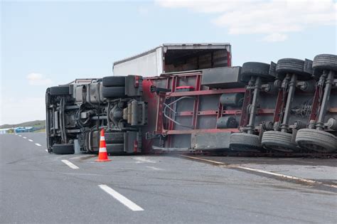Causes Of Truck Accidents Polito And Harrington Llc