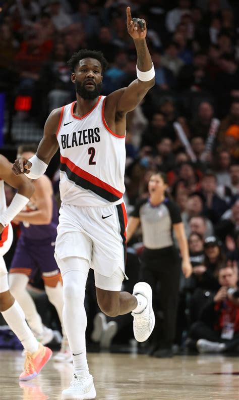Portland Trail Blazers Center Deandre Ayton 2 Reacts After A Play In