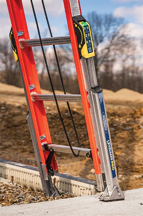 Levelsafe Pro Auto Ladder Leveler Reviewed Fine Homebuilding