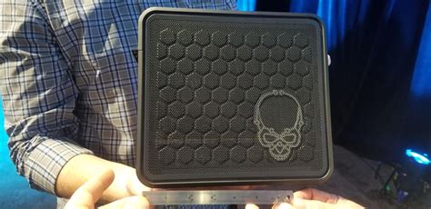 Intel Pull Wraps Off Nuc 9 Ghost Canyon Extreme Kit And Compute Element Toms Hardware