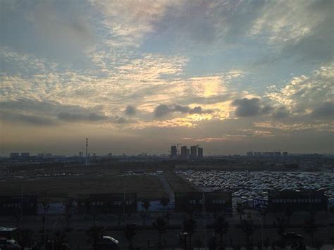 天空之城絢麗多彩 每日頭條