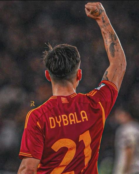 𝐩𝐚𝐮𝐥𝐨 𝐝𝐲𝐛𝐚𝐥𝐚 in 2024 As roma Football Sport