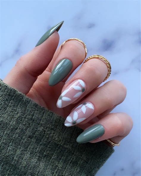 50 Cute Flower Nail Designs Perfect For Spring And Summer En 2021