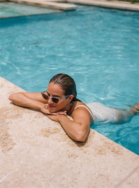 What To Wear To The Spa Chic Outfit Ideas For Elevated Comfort