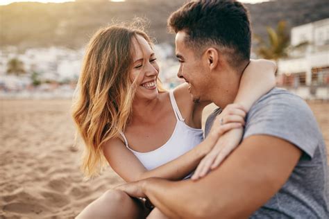 Toxic Relationship Signs 10 Subtle Red Flags And How To Heal