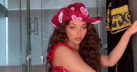 Little Mixs Jade Thirlwall Stuns Fans As She Flaunts Bum During Epic