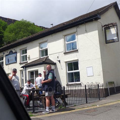 The Dynevor Arms Tir Phil New Tredegar See Around Britain