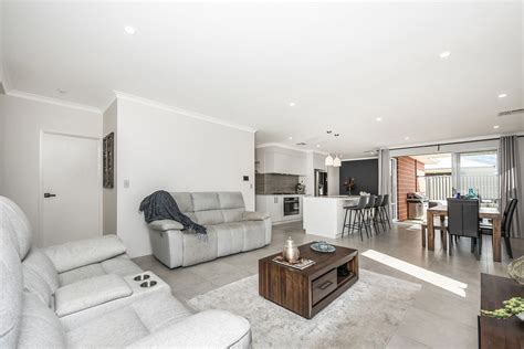 9 Darwell Way Aveley Wa 6069 Domain