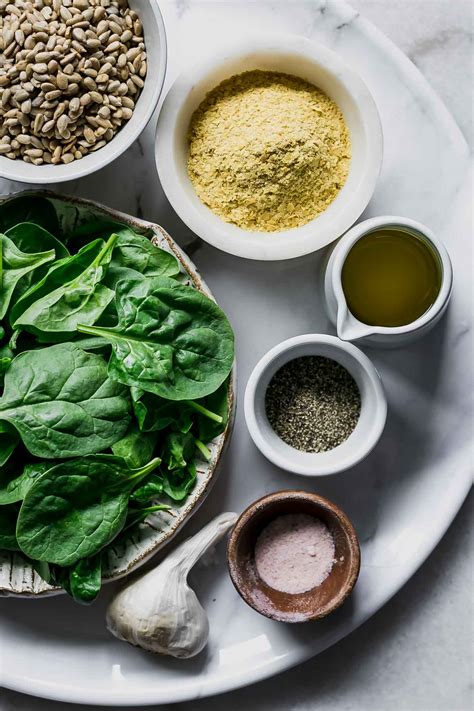 Vegan Spinach Pesto Only 6 Ingredients 5 Minutes To Make