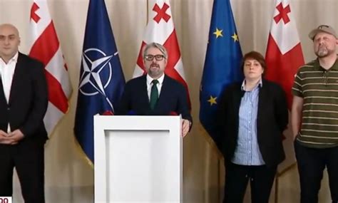 „ახალი“ „გირჩი მეტი თავისუფლება“ და „დროა“ არჩევნების წინ ერთიანდებიან