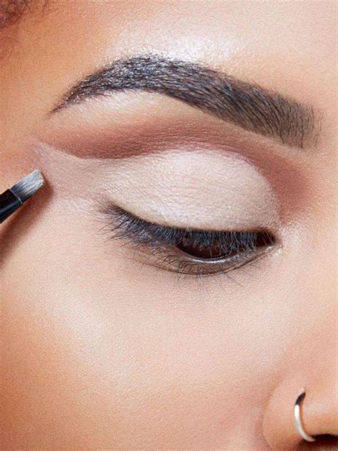 Dieser geniale Lidschatten Trend lässt Ihre Augen größer wirken