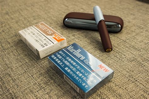 🗞️iqos専用たばこスティックのレギュラー新製品を吸い比べ 「ヒーツ・ピュア・ティーク」「マールボロ・リッチ・レギュラー」はどんな場面で吸い