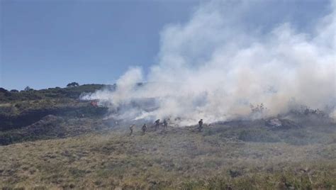 Declaran Alerta Roja Para Vilcún Por Incendio Forestal Que Amenaza Al