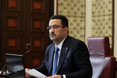 السوداني يُنهي تكليف وكيل وزارة الاتصالات للشؤون الادارية والمالية