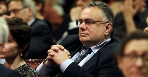 Telewizja Publiczna Kontra TV Republika Stanowisko Sakiewicza Vibez