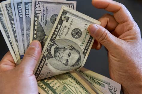 Principales Países Que Usan El Dólar Y El Rol De Las Casas De Cambio