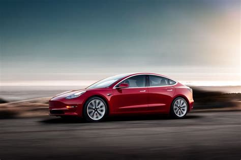 Essai TESLA Model Grande Autonomie Motorlegend