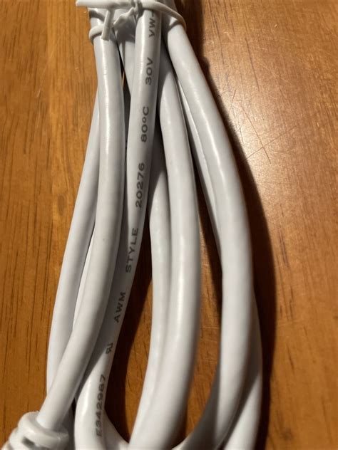 Display To Mini Display Port Cable E342987 5 Ft White Awm Style 20276 80c 30v Ebay