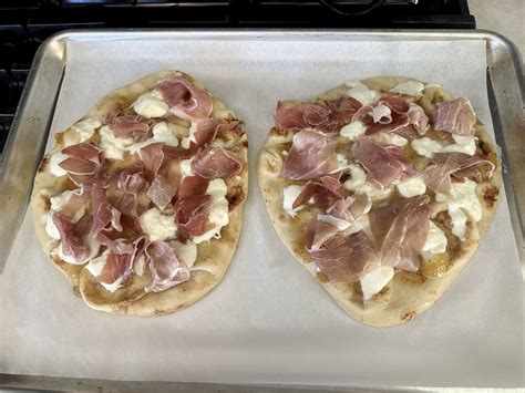 Burrata Prosciutto And Arugula Flatbread With Fig Jam Festival