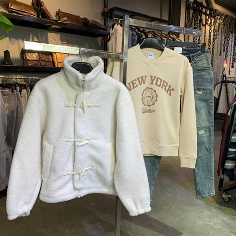 Code Graphy Fur Coat With Buttons Genuine Surplus Brand Shopee Malaysia