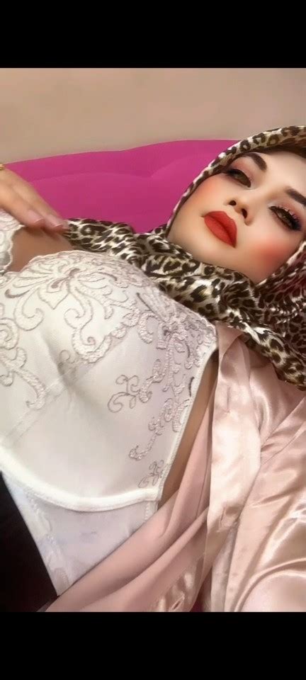 Salina Suhaimi 23 Leaked 😋😋 Ada Video Diabaik Pun Tumbex