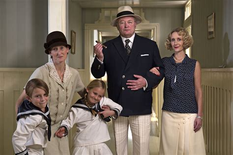 Anette Støvelbæk Afslører Derfor Prøver Alice Frigh At Afvise