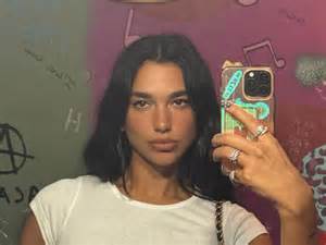 Dua Lipa Sings Aerosmiths I Dont Wanna Miss A Thing