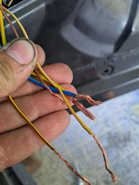 How can i connect those? : r/MechanicAdvice