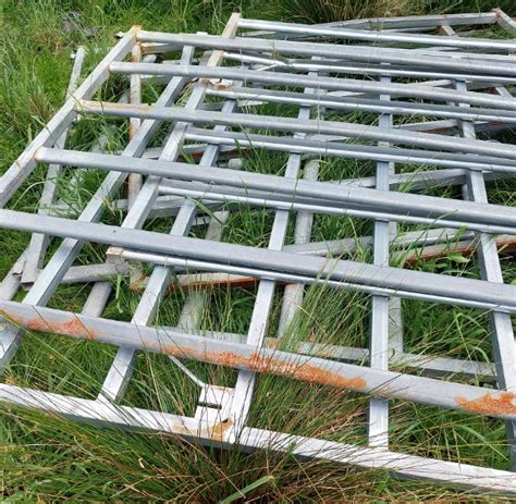 Lot 39 Metal Gate Inserts Auctionsplus