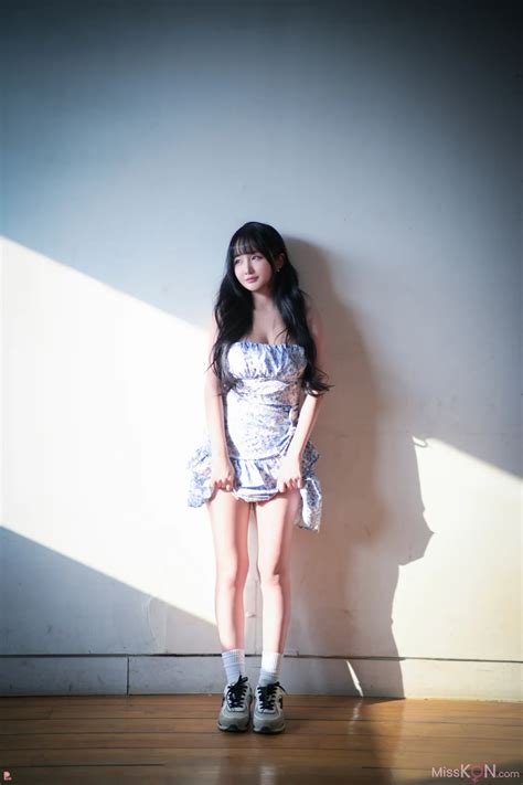 Pink Han Jina 한지나 Sunshine 100 Photos Page 5 5