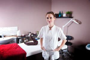 Amazing Esthetician Resume Example Bonus Writing Tips Freesumes