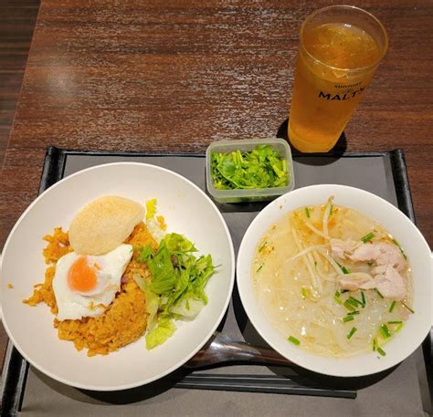 『フロッグス』でナシゴレンセット お昼御飯だぁーっっ