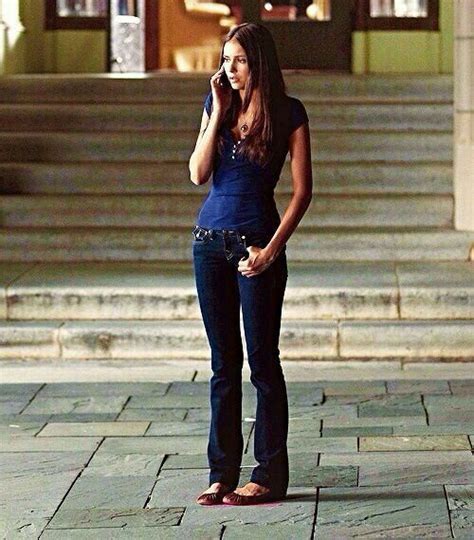 27 Elena Girlbert And Bella Swan Outfits Ideas Outfits Elena Gilbert