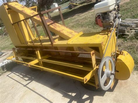 Grass Seed Harvester Farm Tender