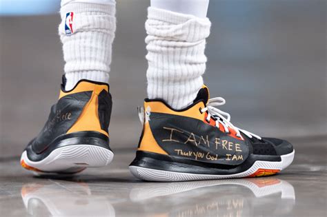Kyrie Irving Covers Nike Logo On Sneakers With I Am Free