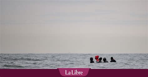 Traversées De Migrants Dans La Manche Accord Signé Entre La France Et