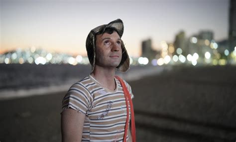 Hbo Max Lleva La Vida De Chespirito A La Pantalla En Una Nueva Serie