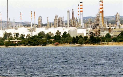Lower Oil Prices Affect Refiner Motor Oils Results