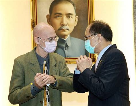 游錫堃會見德新任處長 感謝德新政府友台態度 中央通訊社 Line Today