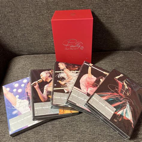 テッカーは ⚠️新品未使用 全国送料無料の通販 By Music ｜ラクマ 安室奈美恵初回限定盤dvd 即購入ok しくお