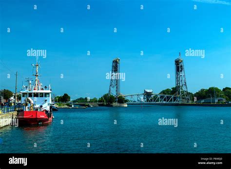 Welland Canal Ontario Canada Port Colborne Bridge 21 Clarence Street