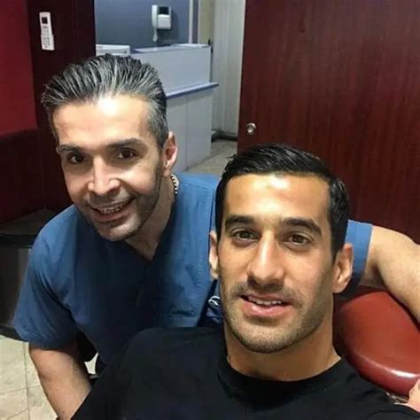 دندانپزشکی ایمپلنت لمینت دندانپزشکی یوسف بالوی پور