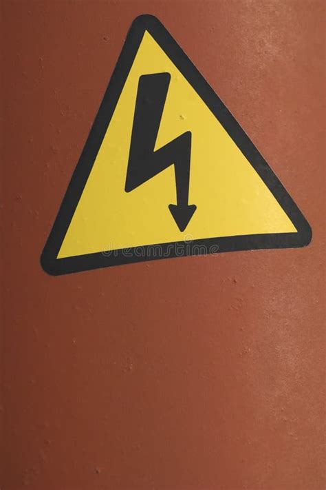 Signe électrique De Choc De Risque Image Stock Image Du Avertissement